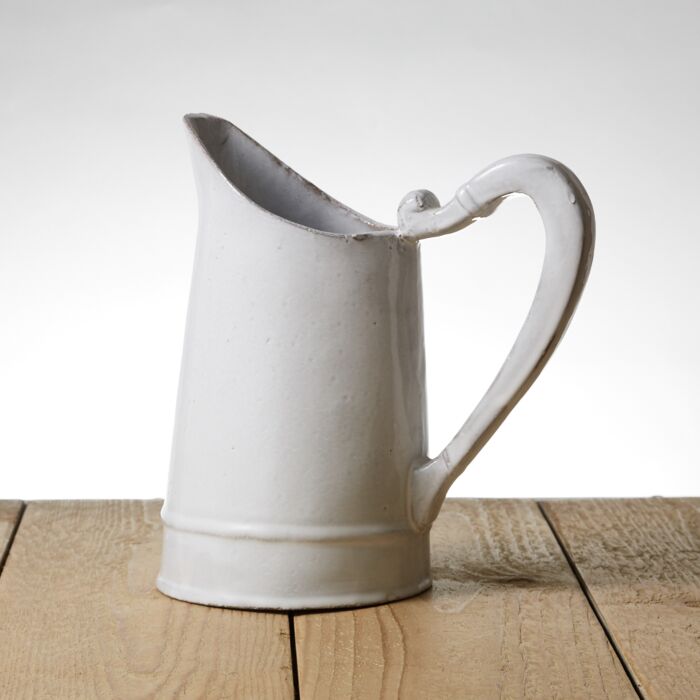 Simple Pitcher Medium
