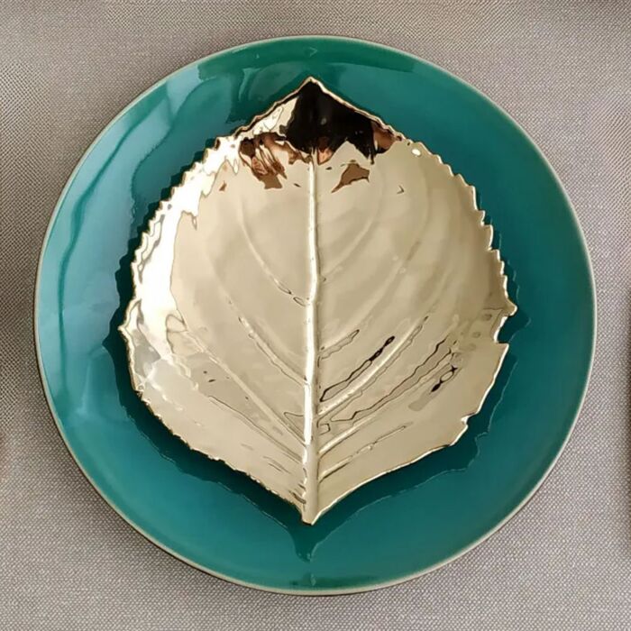 hydrangea leaf plate